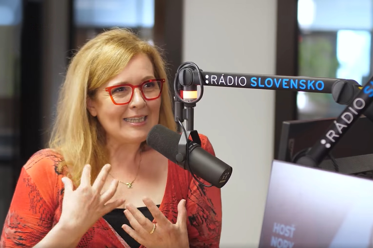 Známy hlas z Rádia Slovensko ide pred kamery | Správy | Radia.sk ...